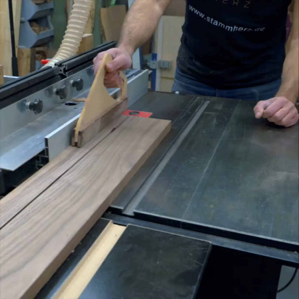 Making a cutting board – Oddly Satisfying: Viral & Trending Finds